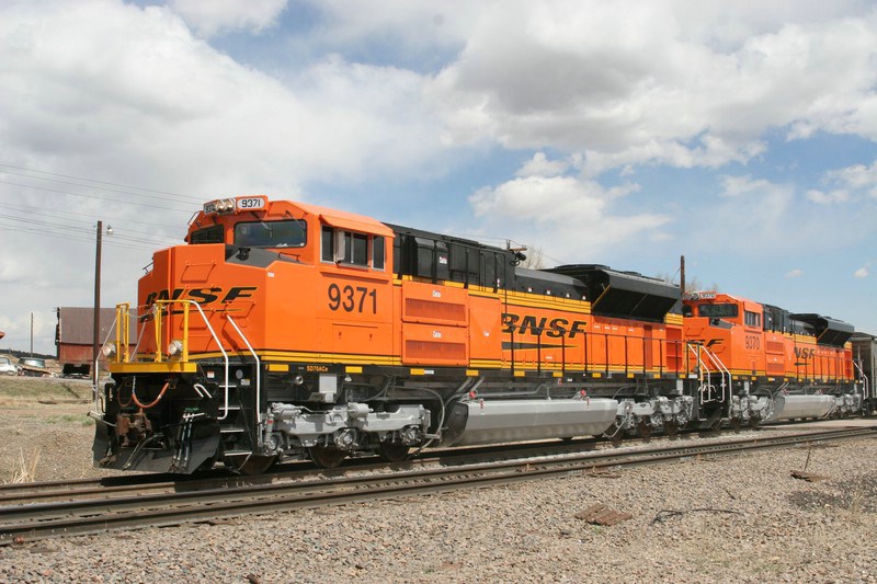 BNSF 9371